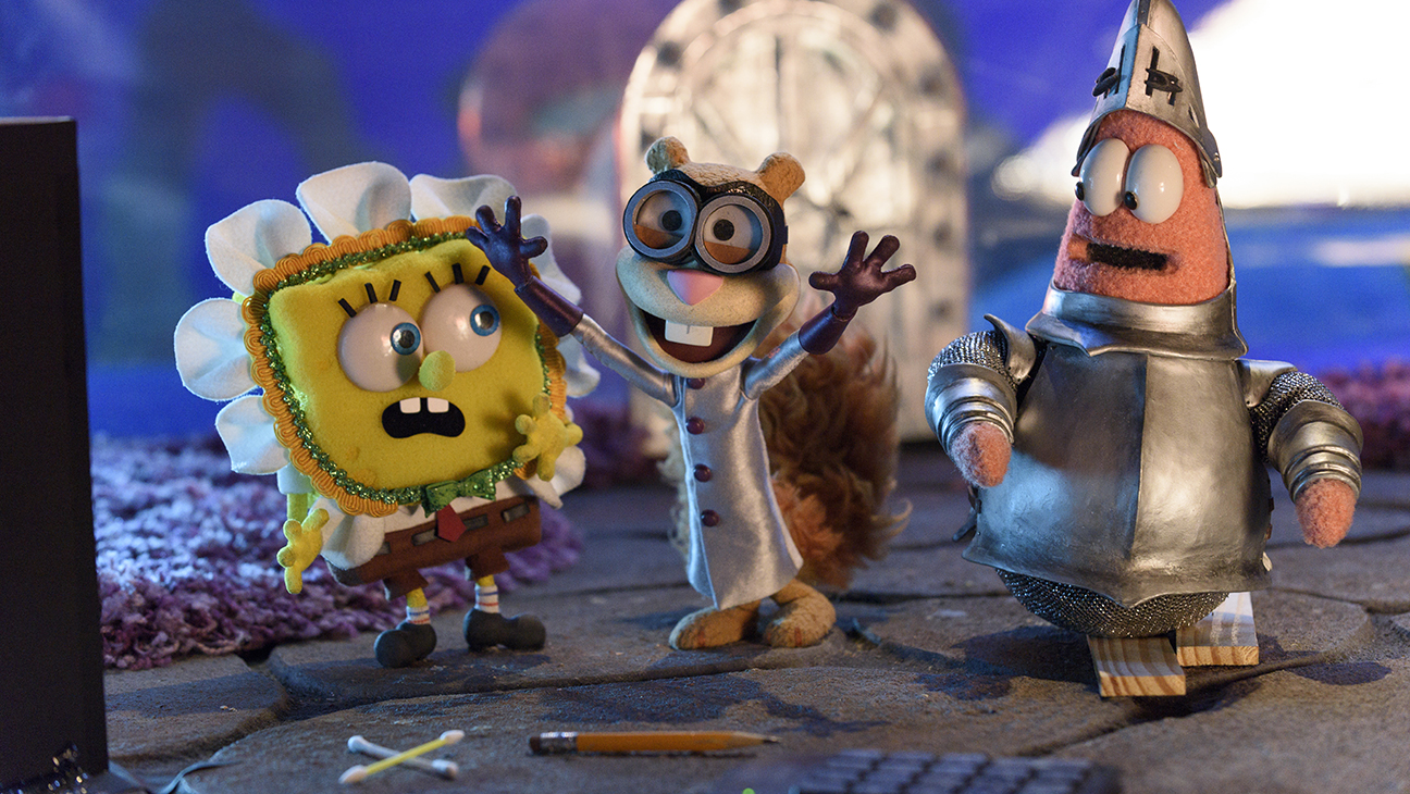 NickALive!: 15 Boxes of Cereal, 8 Pounds of Glitter and 1 Bag of Onions ...