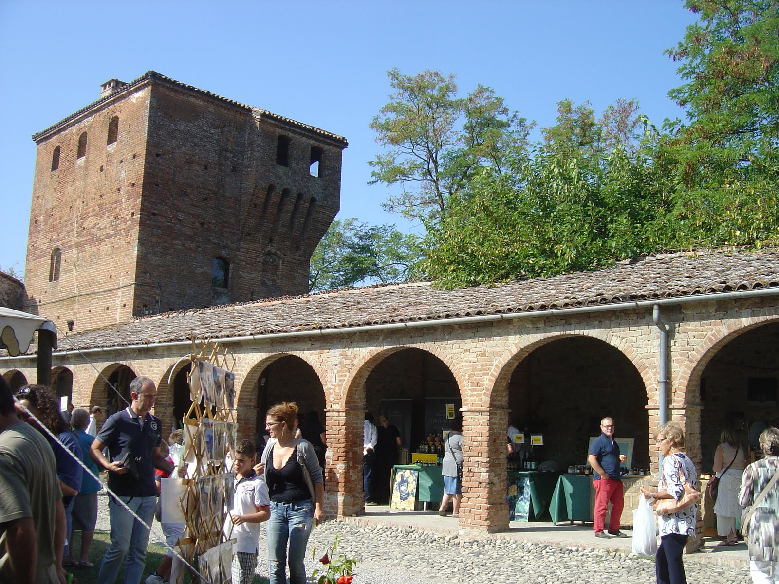 Frutti antichi al Castello di Paderna da Zibaldone culinario su ...