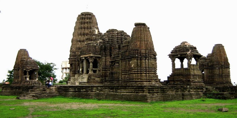 Travelogue Unlimited: Gondeshwar Temple : A Photo Feature