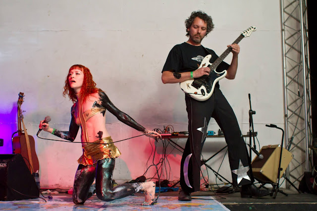 The Band Famous - Me and My Crazy Mind