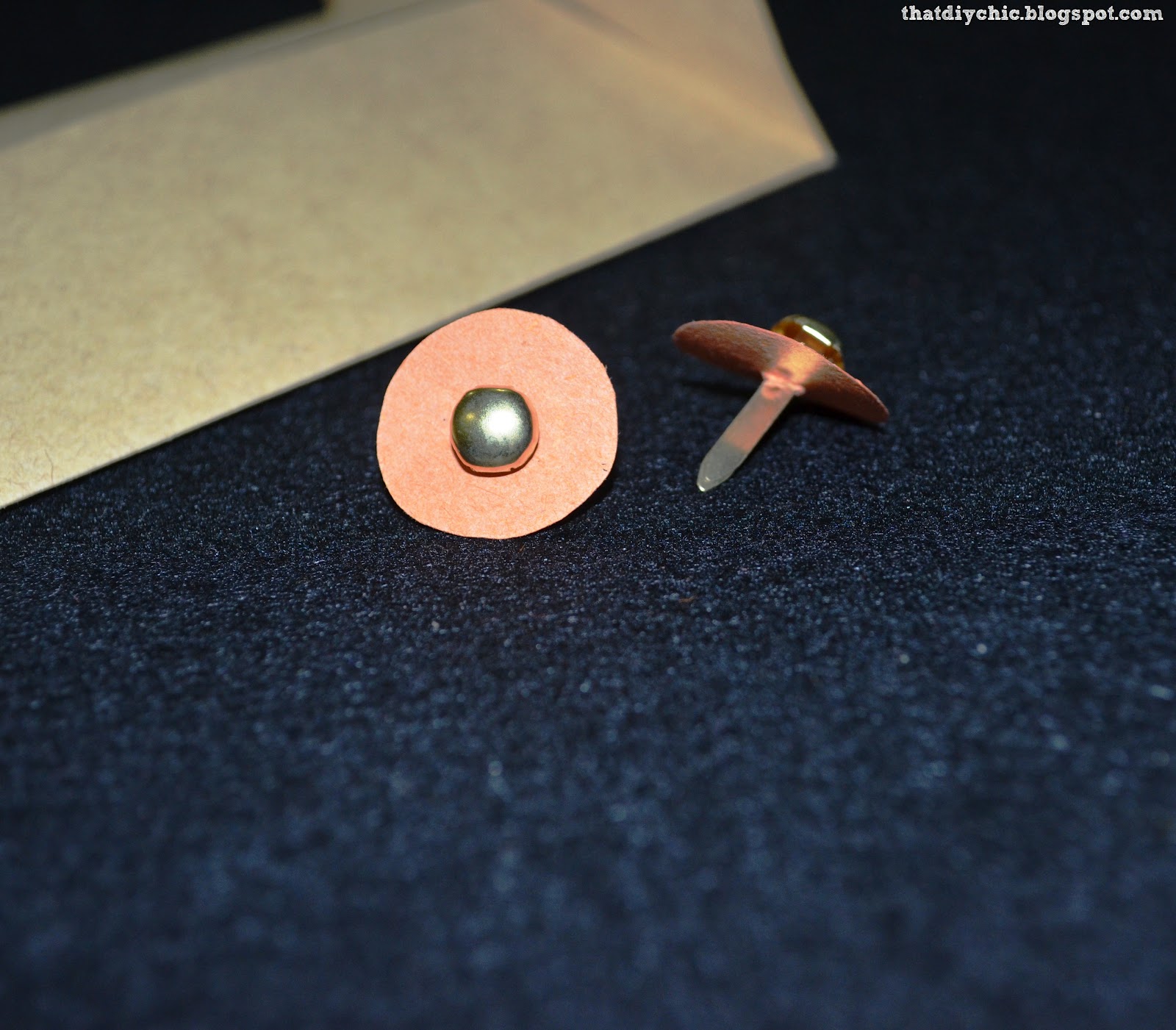 that diy chic: String-Tie Envelopes