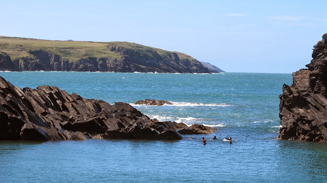 I run things: Escaping the hubbub in a V-Dub: Pembrokeshire
