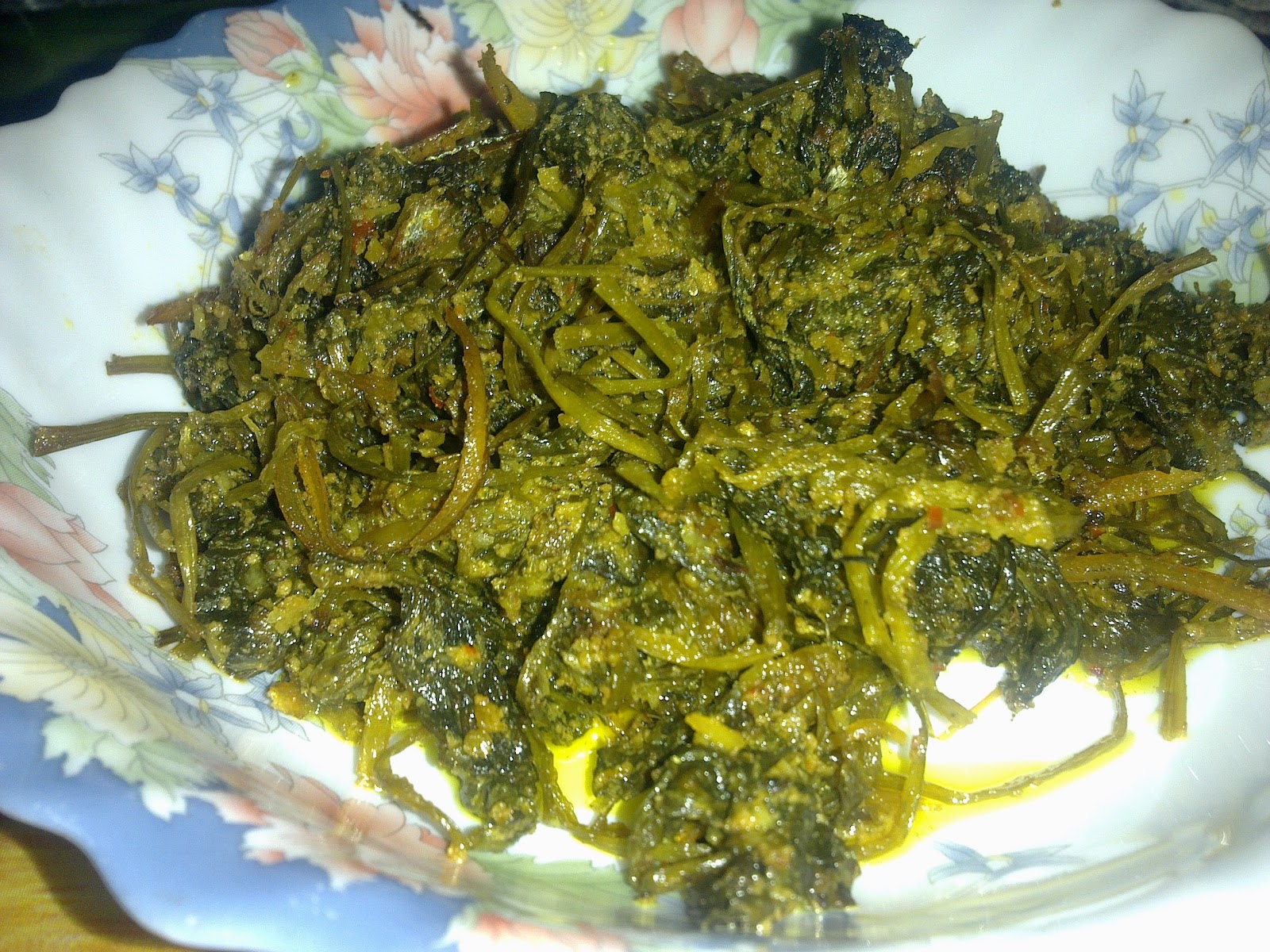 RENDANG PUCUK PEGAGA | ~ ttgkitasyg