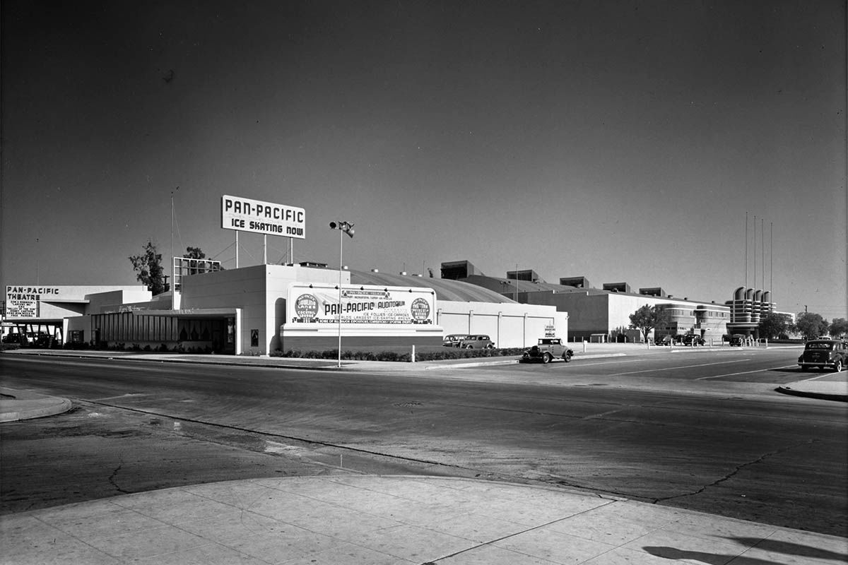 Los Angeles Theatres: Pan Pacific Theatre