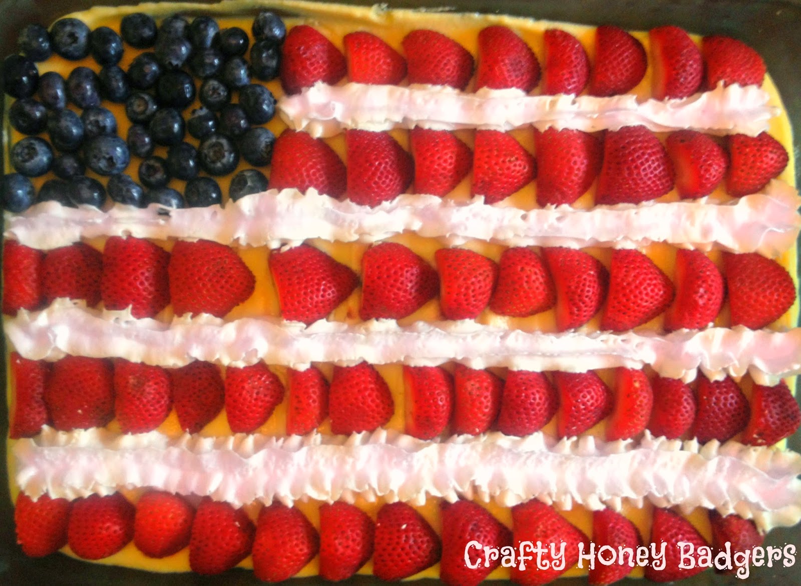 Crafty Honey Badgers: Flag dessert