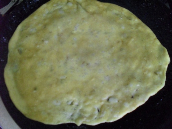 Mavina Kayee Holigae / Mangai Poli - Flat Bread With Raw Mango Filling