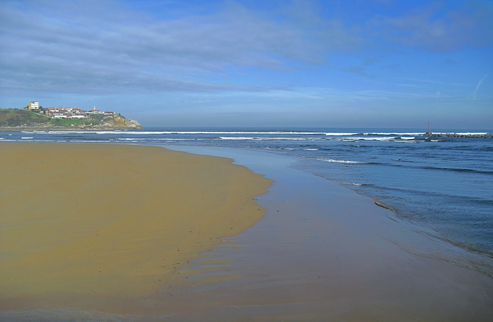 playas y paseos por la costa: ENTRADA A LA RIA DE SUANCES