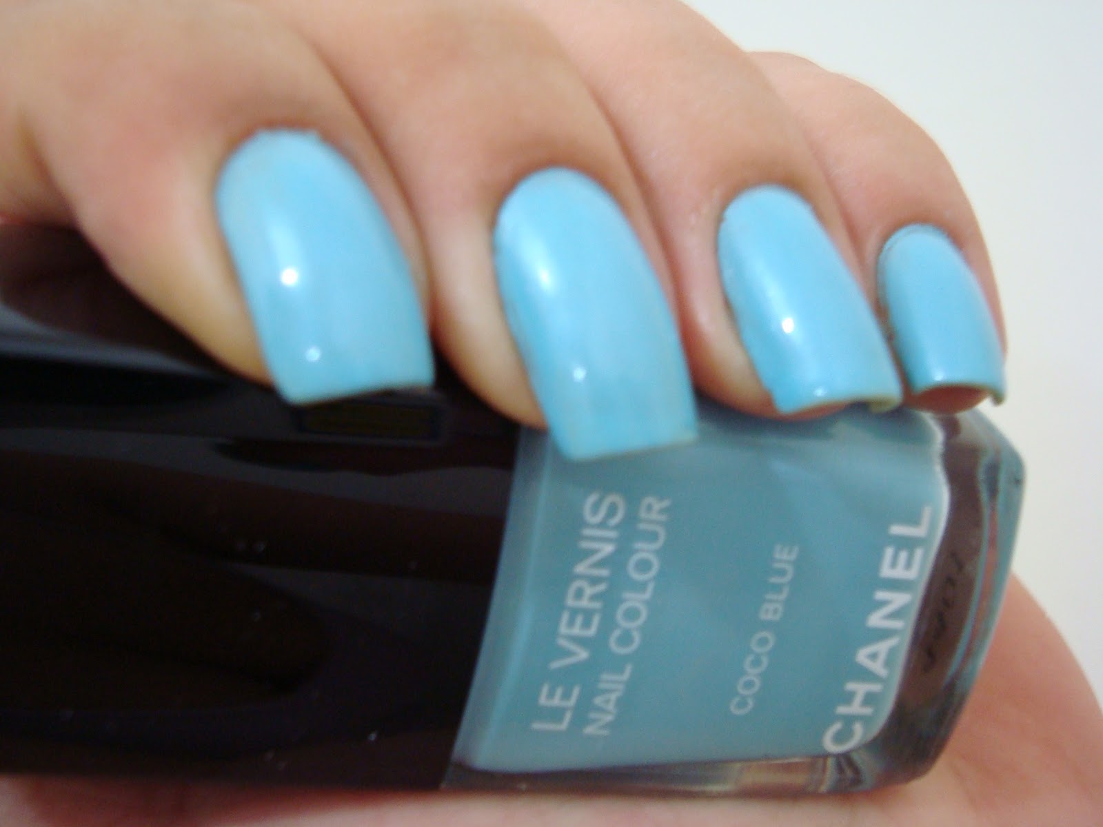 Esmaltoteca da DANI: Coco Blue - CHANEL
