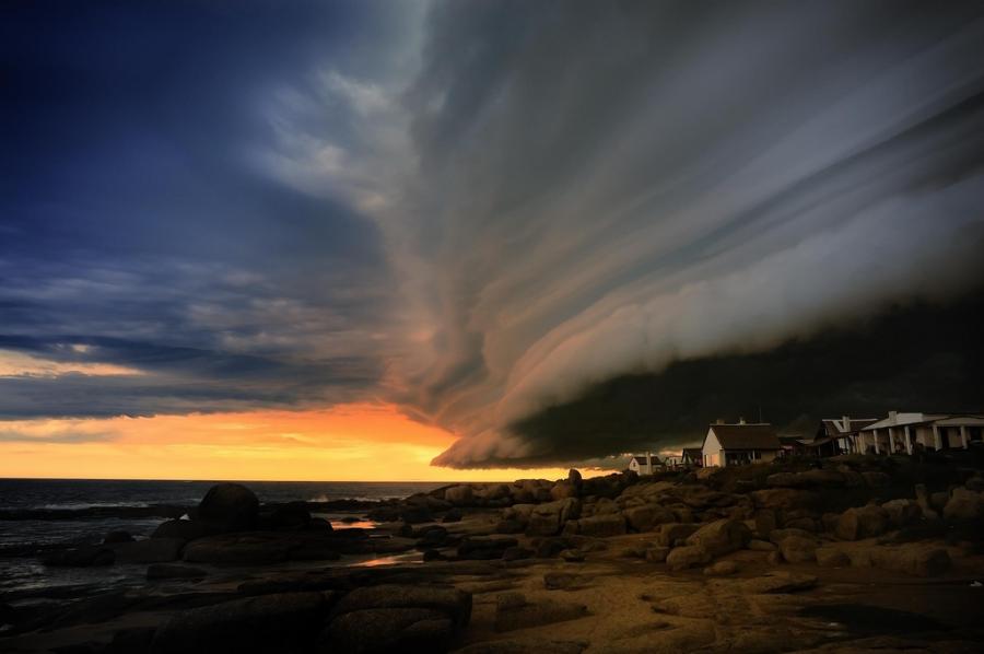 AMAZING STRIKING PICTURES.... ALL OF THEM!