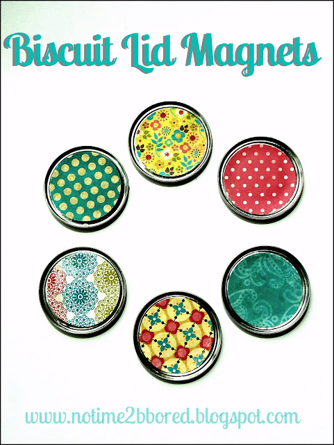 No time to be bored: Biscuit Lid Magnets