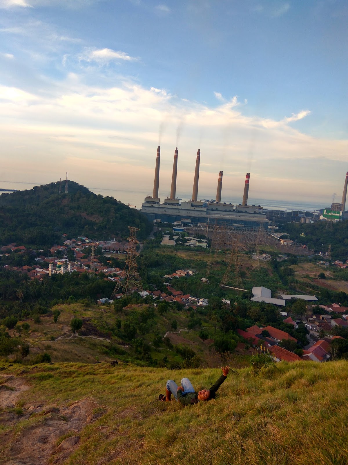Bukit Teletabis | Rumah Wisata Bocah Banten
