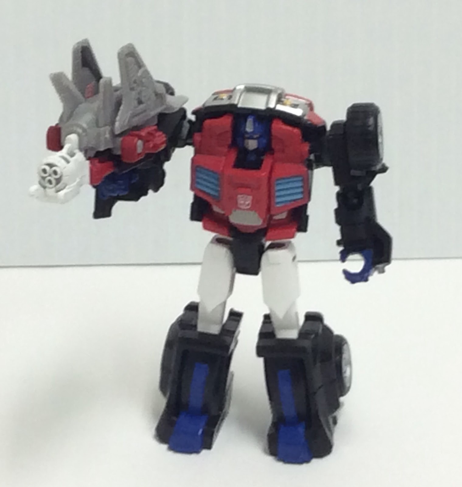 Blackrock's Toybox: Transformers Collectors' Club Double Pretender ...