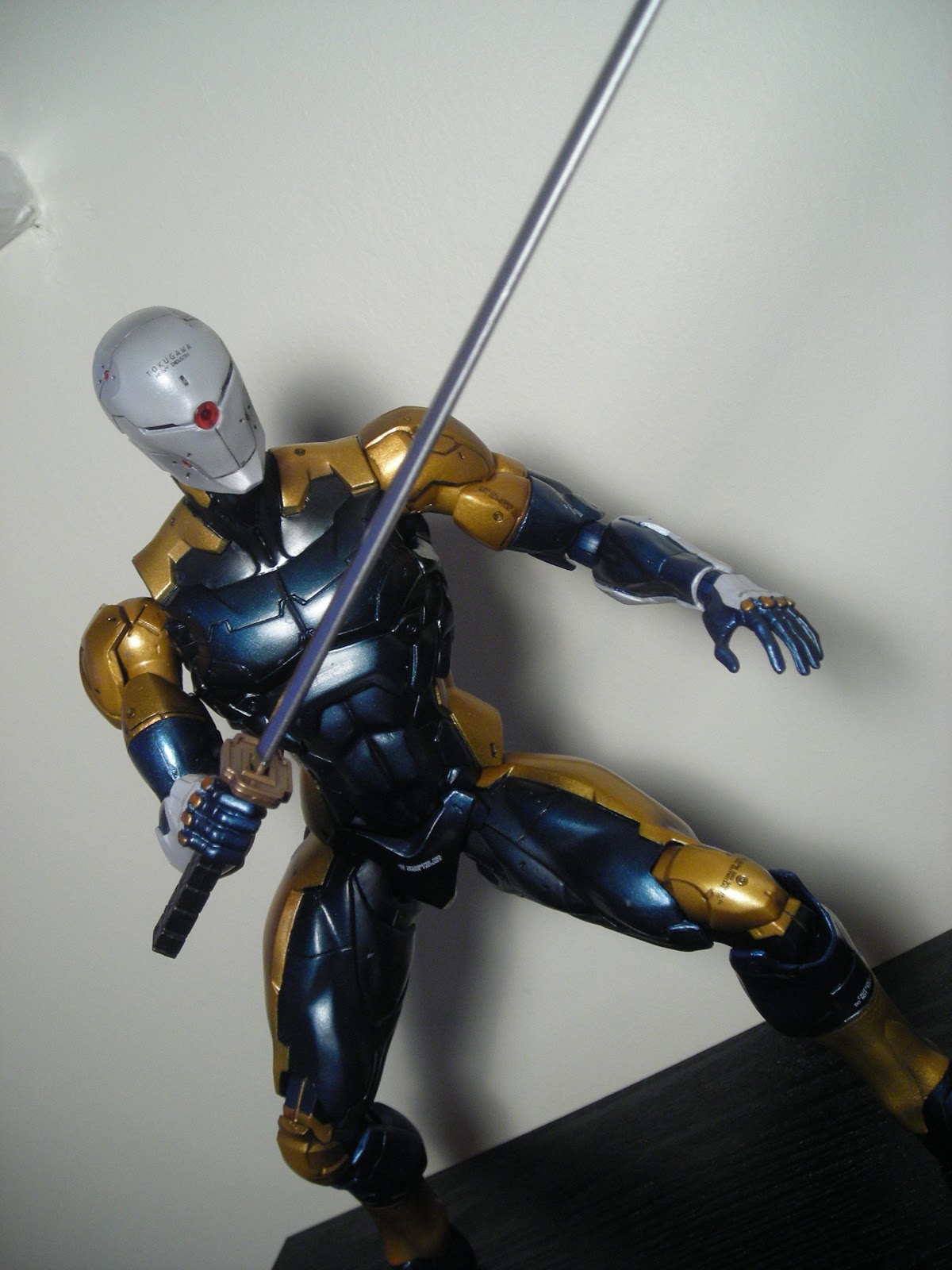 My Shiny Toy Robots: Toybox REVIEW: Play Arts Kai Cyborg Ninja