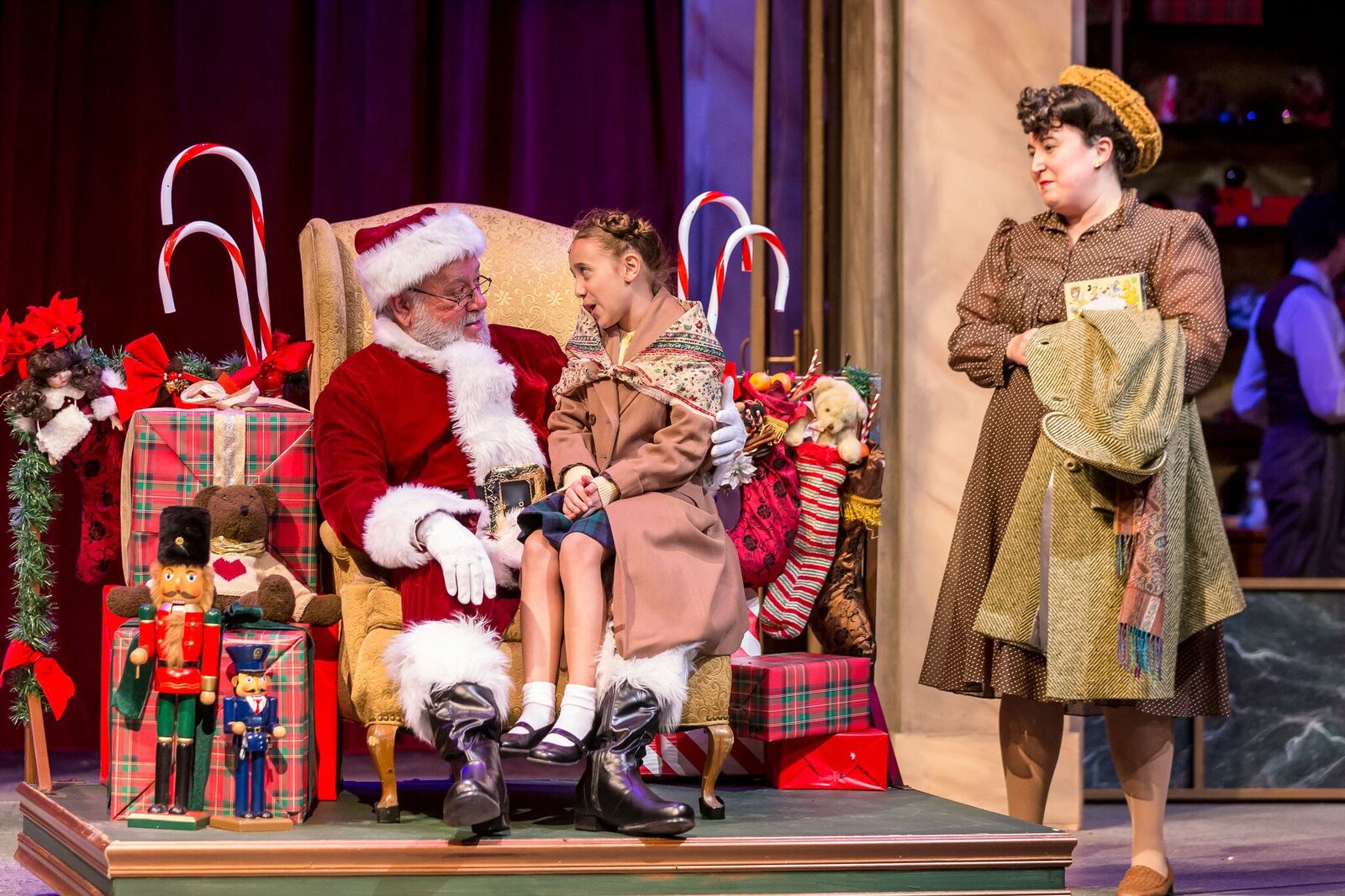 Midwest Family Traveler: Miracle on 34th Street: The Musical Playing at ...