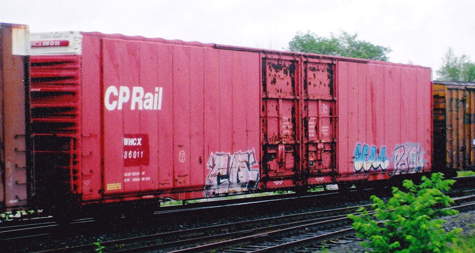 Trackside Treasure: Hi-Cube Boxcars Haul Peat Moss