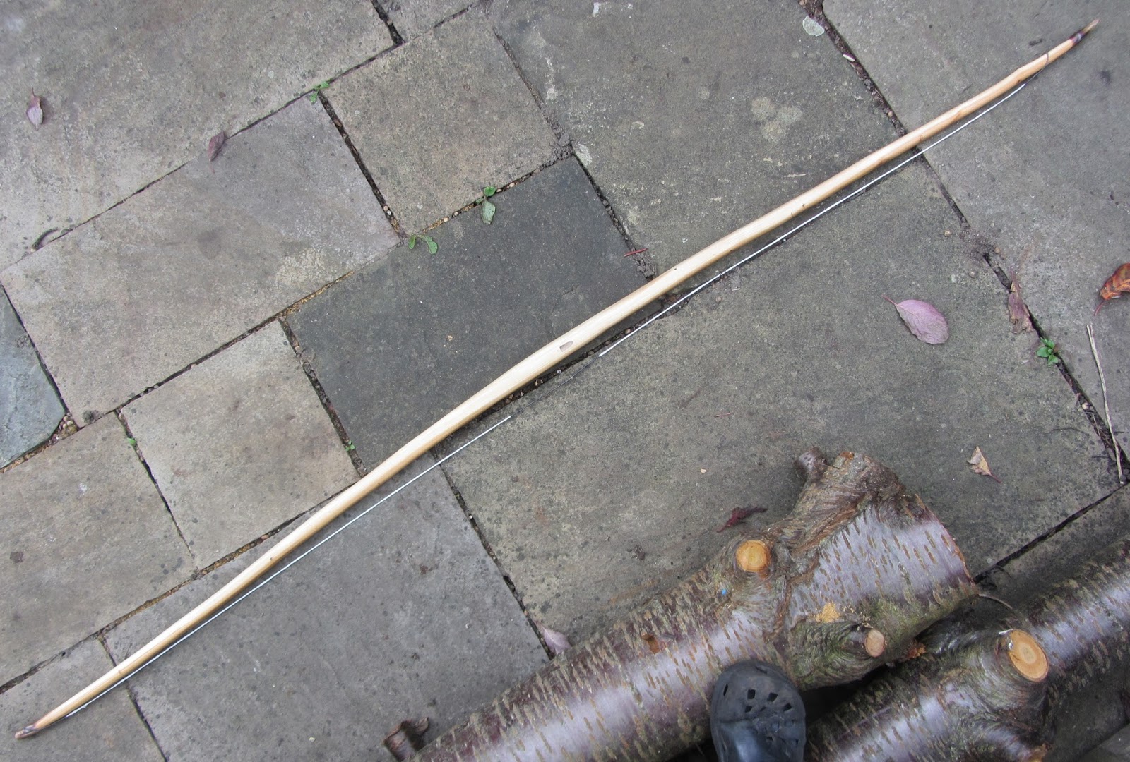 Bowyer's Diary: Yew Longbow 70@28"