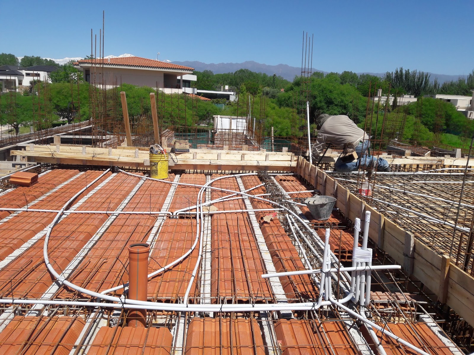 Instalaciones en techos de loza. - Garcia Instalaciones