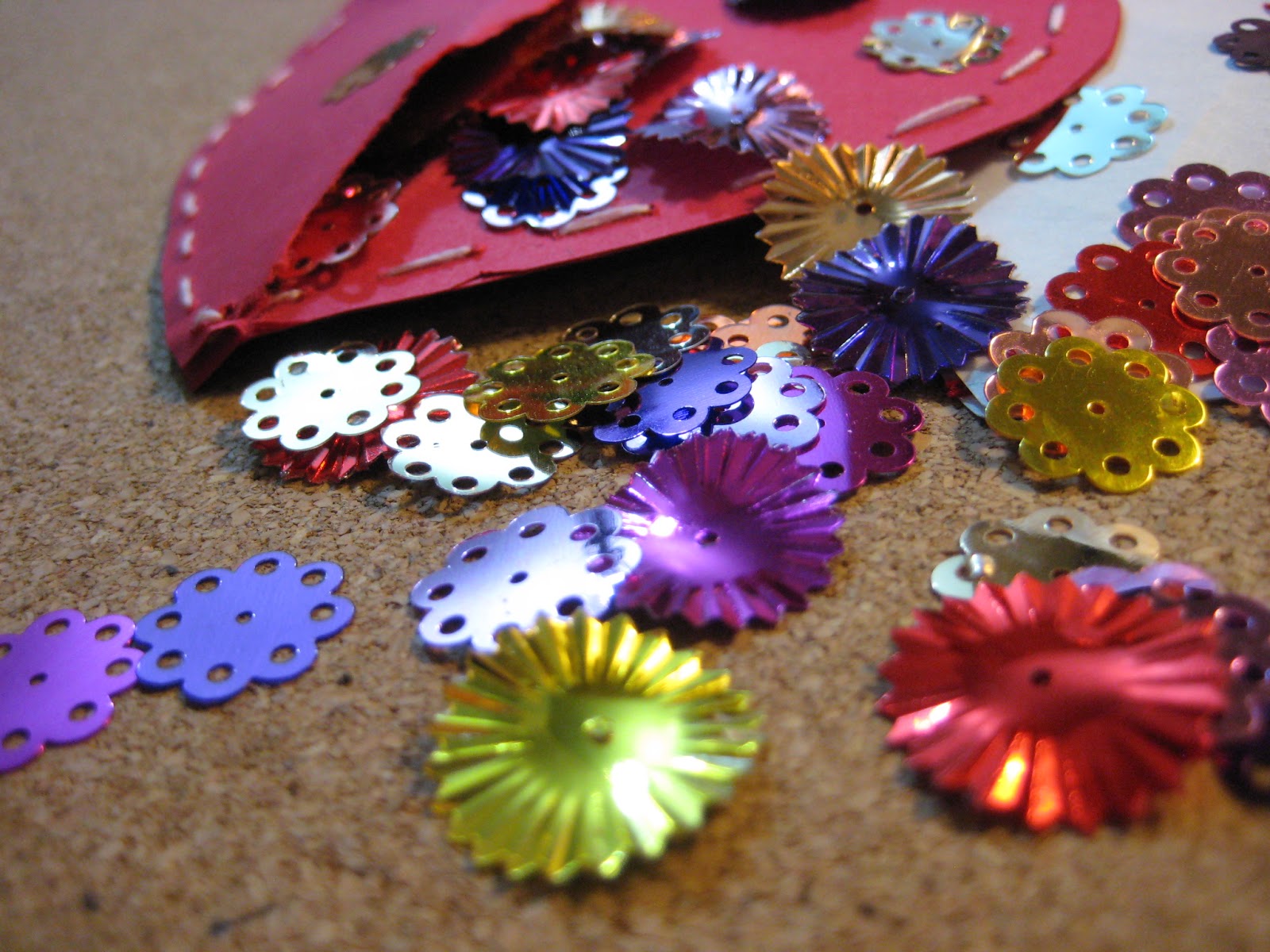 on my honor...: DIY: Confetti-filled paper hearts