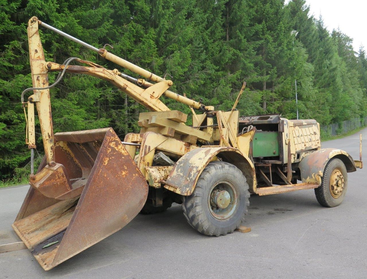 Panzerserra Bunker- Military Scale Models in 1/35 scale: Hanomag SS100 ...