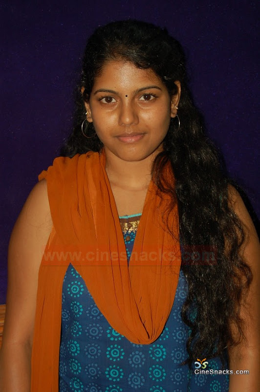 Singer Roshini Photos | Cine Pictures