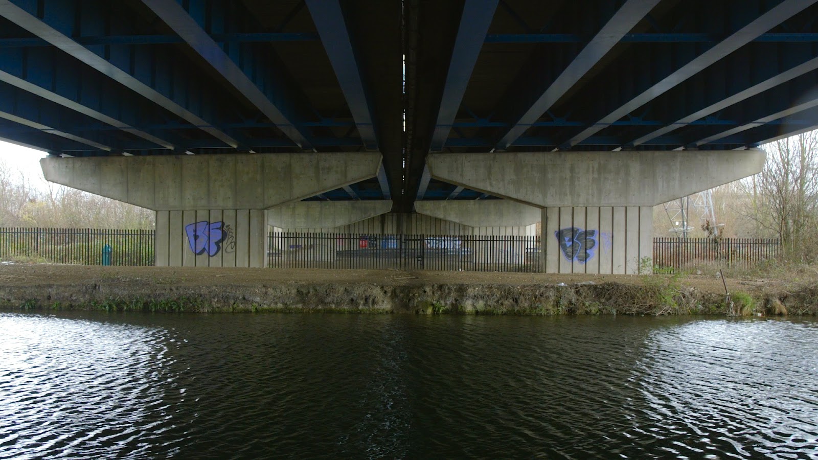 Michael Pattison | idFilm: Edging the City: "Lea River Bridges"