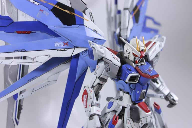 GUNDAM GUY: 1/100 Freedom Gundam Blue Phoenix - Customized Build