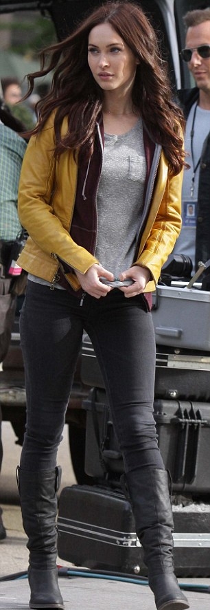 Megan Fox 1 - "Transformers" Beauty at Her Best - Celebrity Gossip