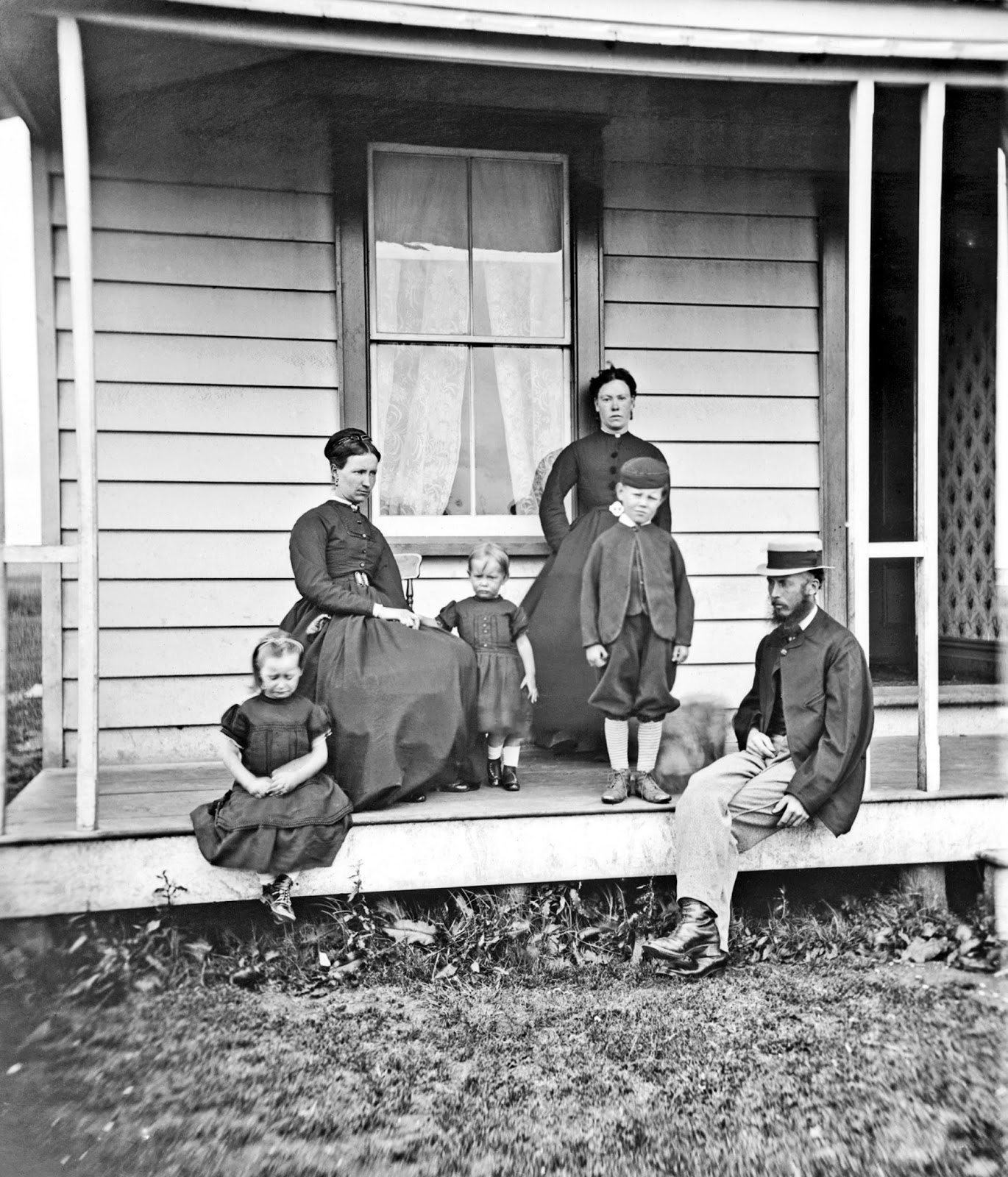 History in Photos: Daniel Manders Beere