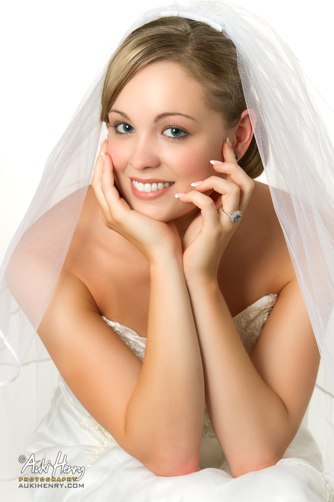 Sarah Clee Bridal Shoot | Auki Henry Official