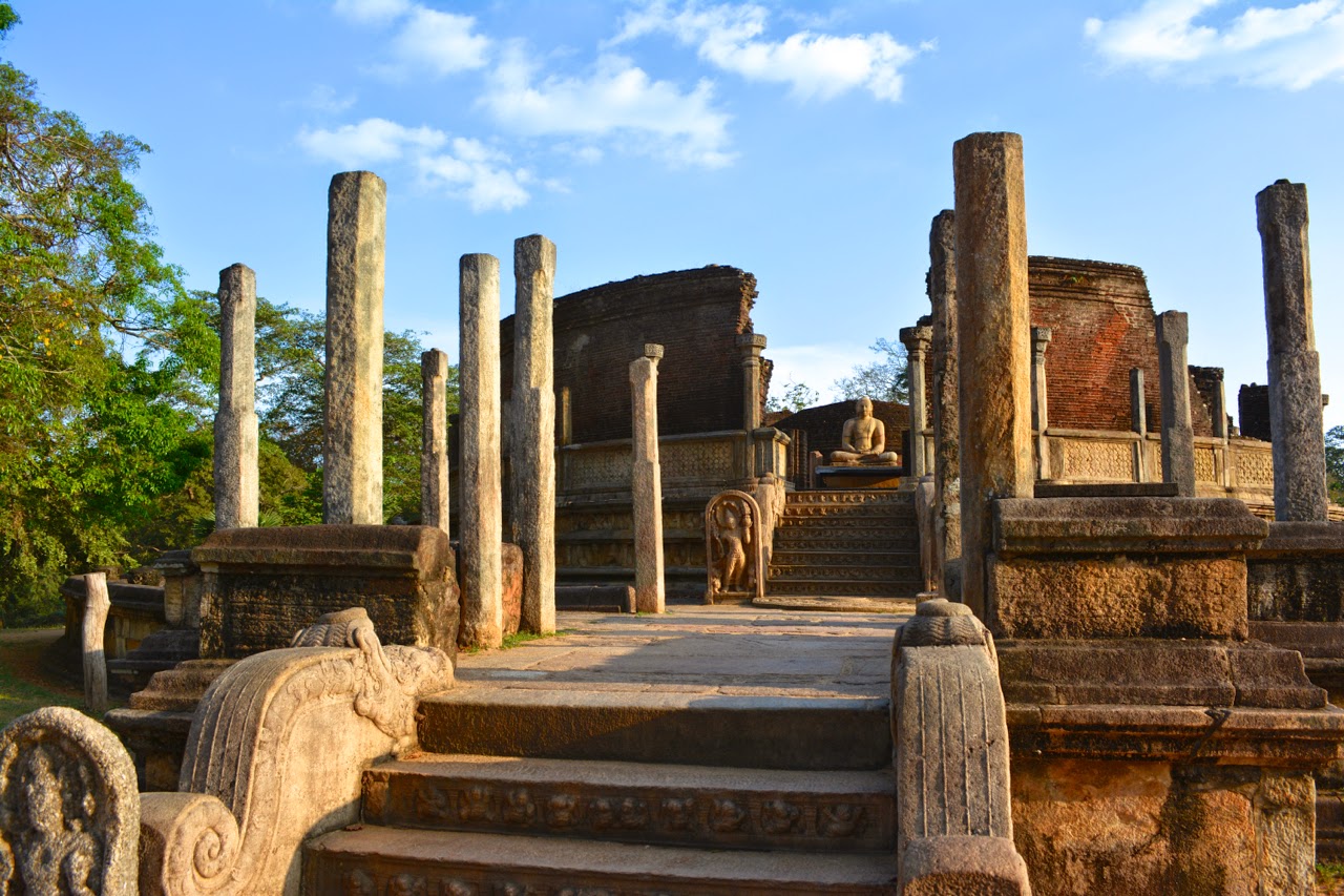 Knatolee's World: Polonnaruwa