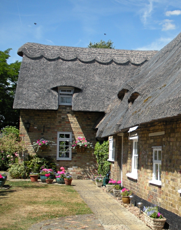 England Travel Top 10: Travel England - Thatched Roofs