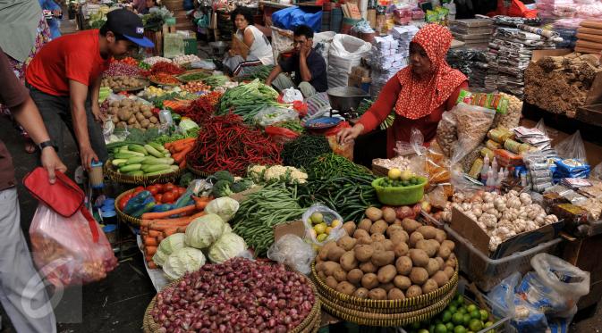 30 Gambar Orang Jualan Di Pasar Spesial
