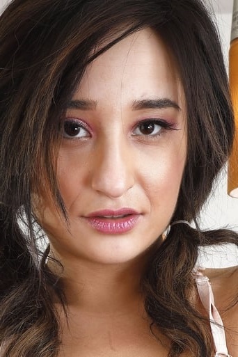 Isabella Nice ~ Beautiful Girls Around the World