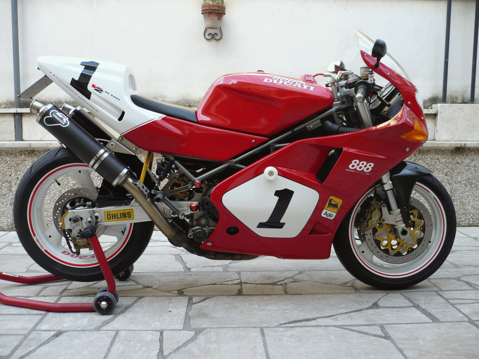 MOTO SUPERBIKE: Ducati 888 Gallese