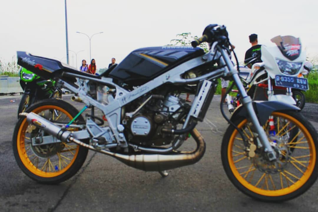 50 Foto Modifikasi Motor Ninja SS Paling Kece Dijalanan