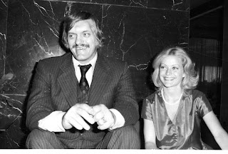 Slice of Cheesecake: Blanche Ravalec, pictorial