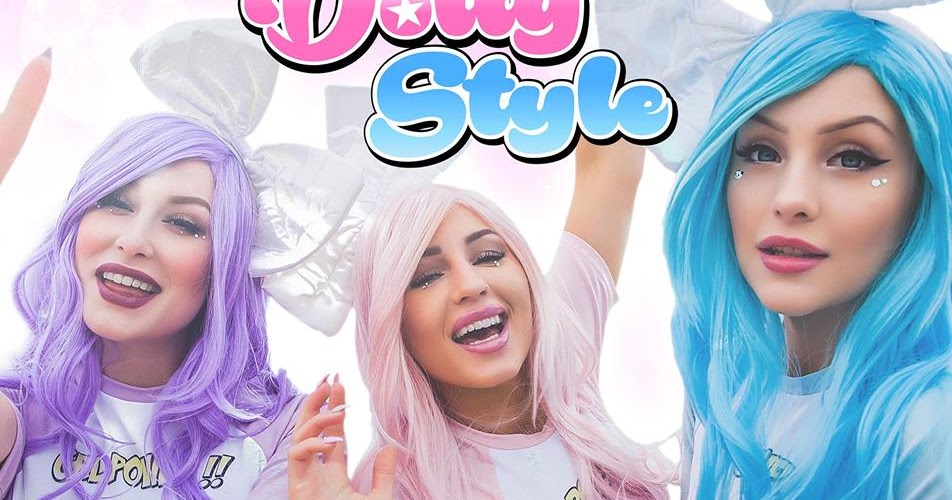 Poptastic Confessions!: Moonlight and Glitter by Dolly Style