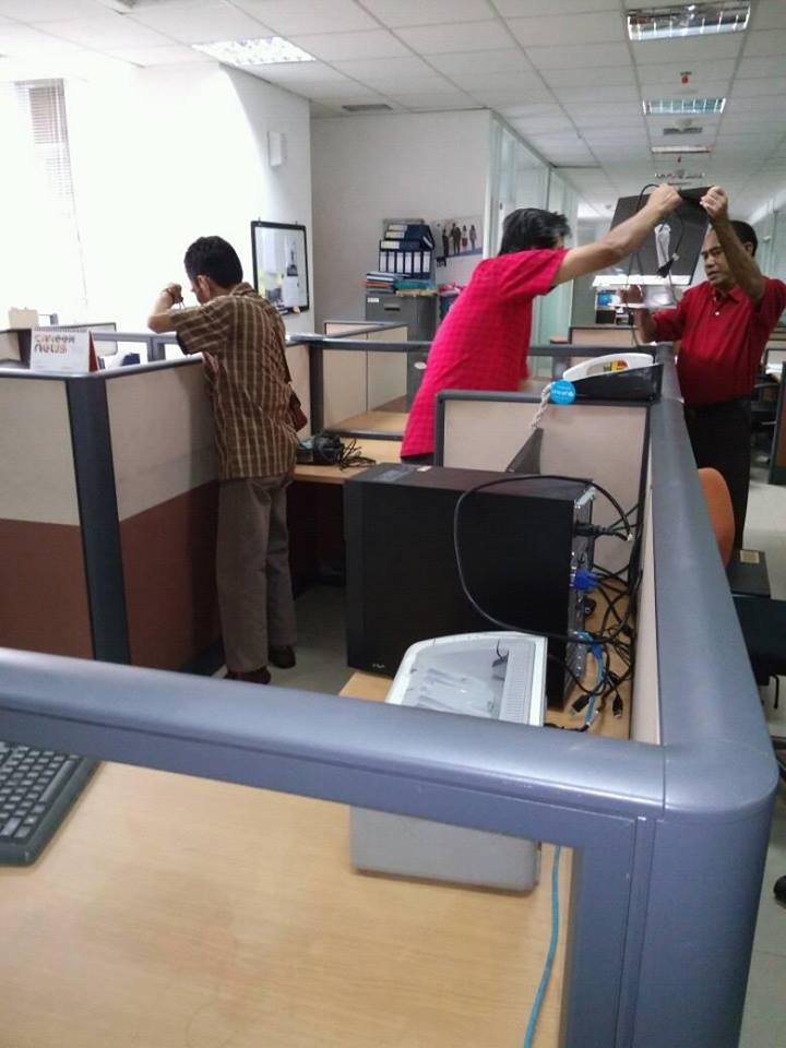 PARTISI/WORKSTATION/CUBICLE KANTOR: WORKSTATION KANTOR MURAH