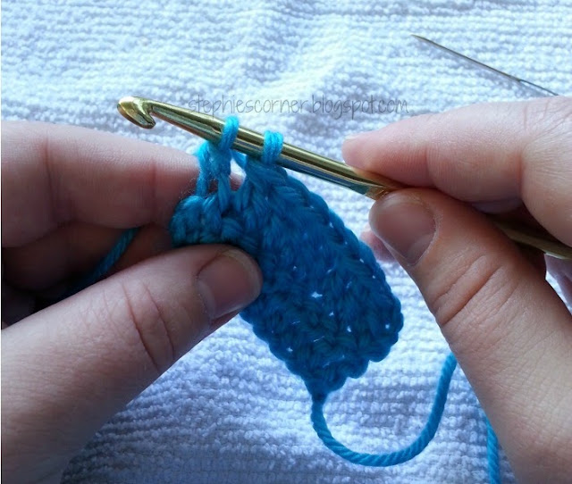 Stephie's Corner: crochet 101 :: crochet in front loop part II
