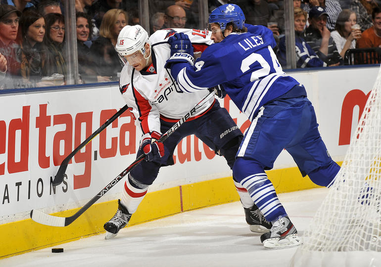 TMLs Hockey Blog: John-Michael Liles re-signs for 4 years in Toronto