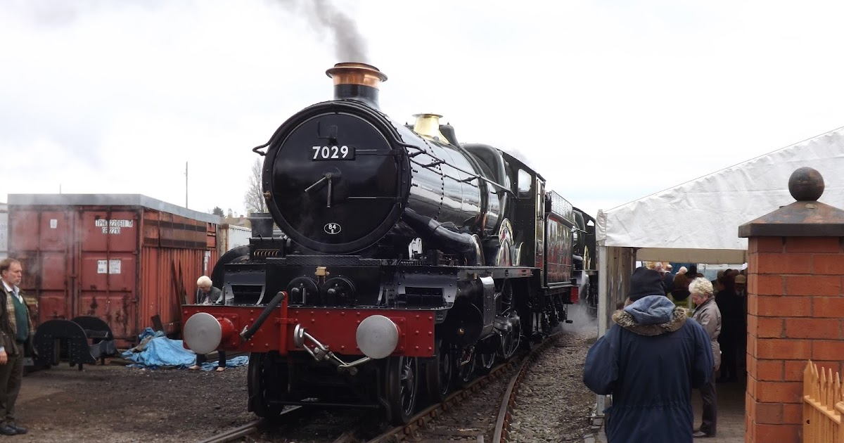 Sam's World: The Return of 7029 "Clun Castle"...