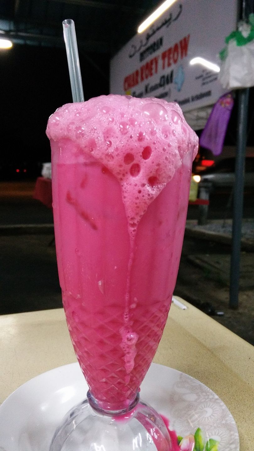 Char Kuey Teow Pondok Kebaboom - Kerusi Buluh