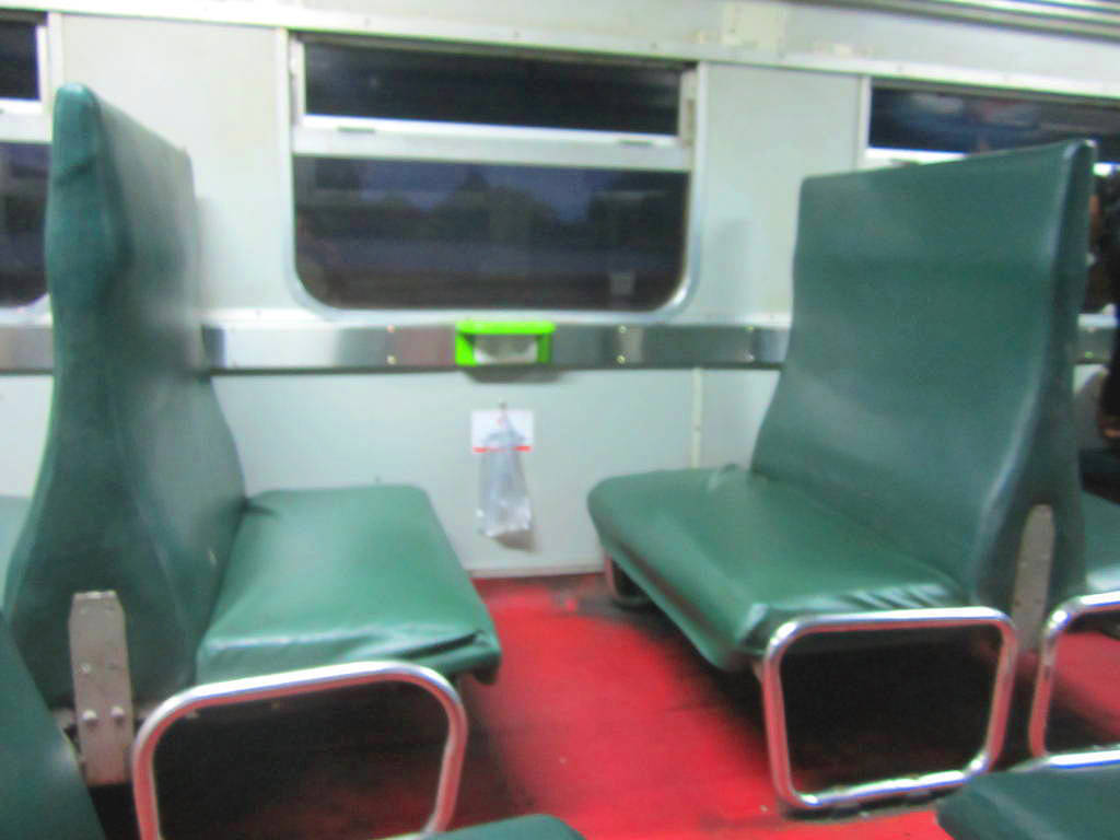 Inspiration: KA Brantas Ekonomi (Stasiun Pasar Senen - Stasiun Kediri)