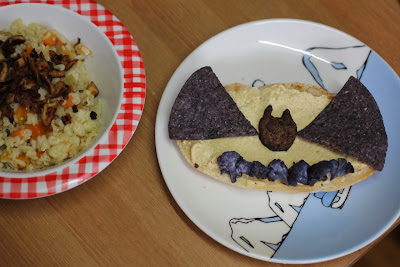 Green Gourmet Giraffe: WW Halloween treat: bat toast (with facon)
