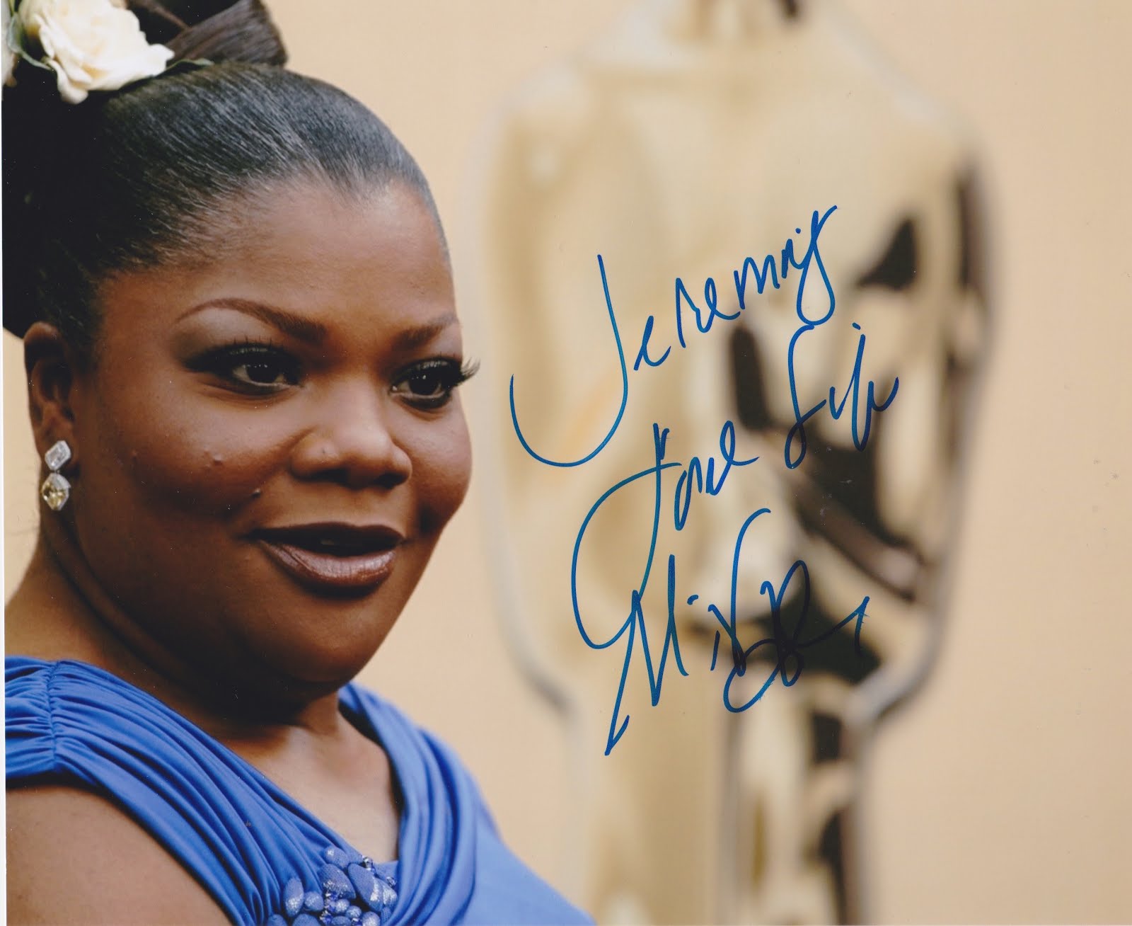 The Autograph Boss: MO'NIQUE - Local News Station 02/05/2016