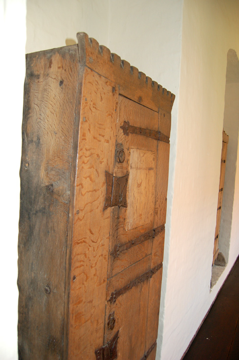 St. Thomas guild - medieval woodworking, furniture and other crafts ...