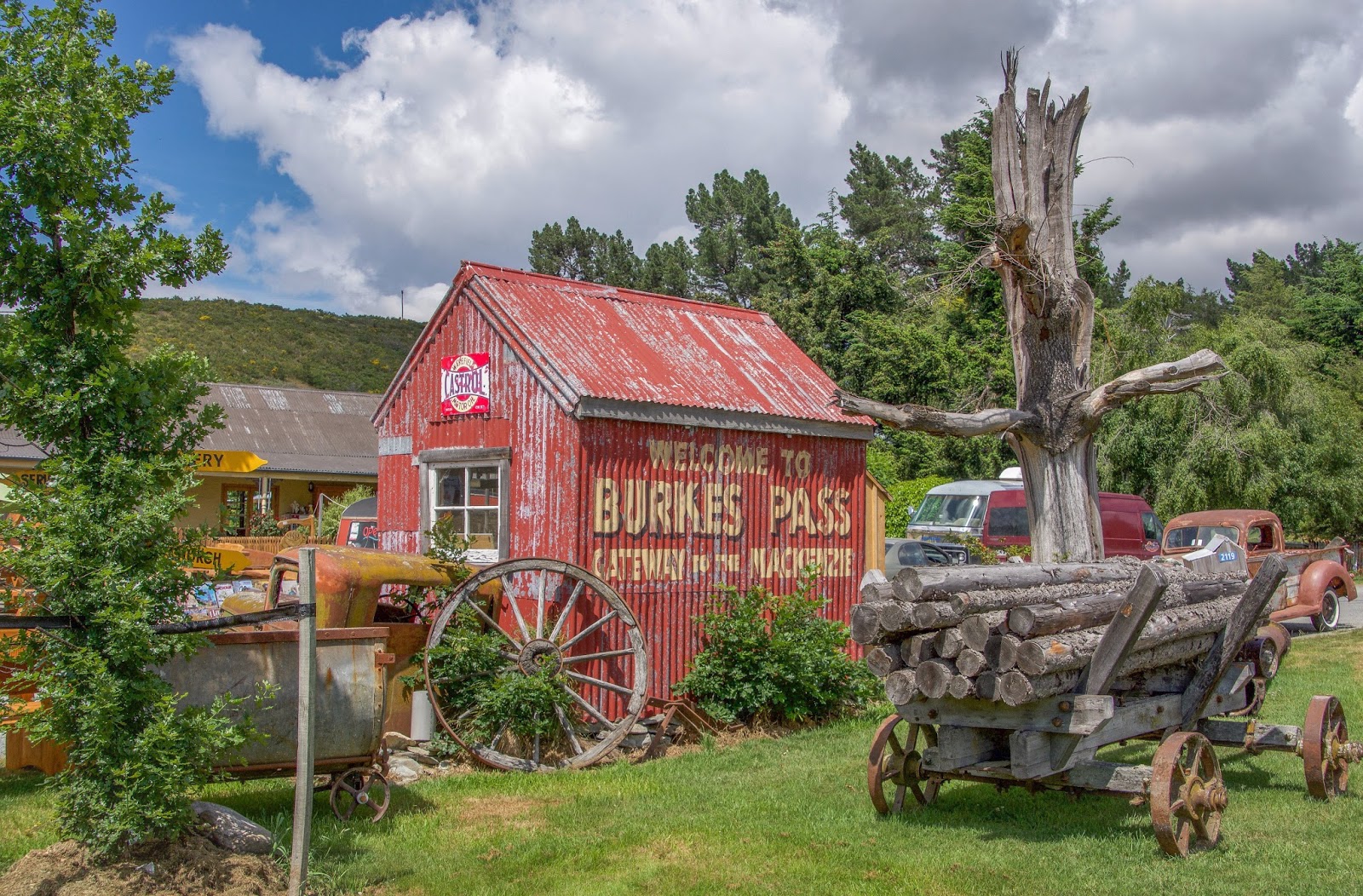 Paws Awhile: Burkes Pass