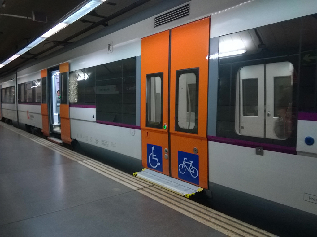 TRENES DE RENFE: Renfe Rodalíes Civia