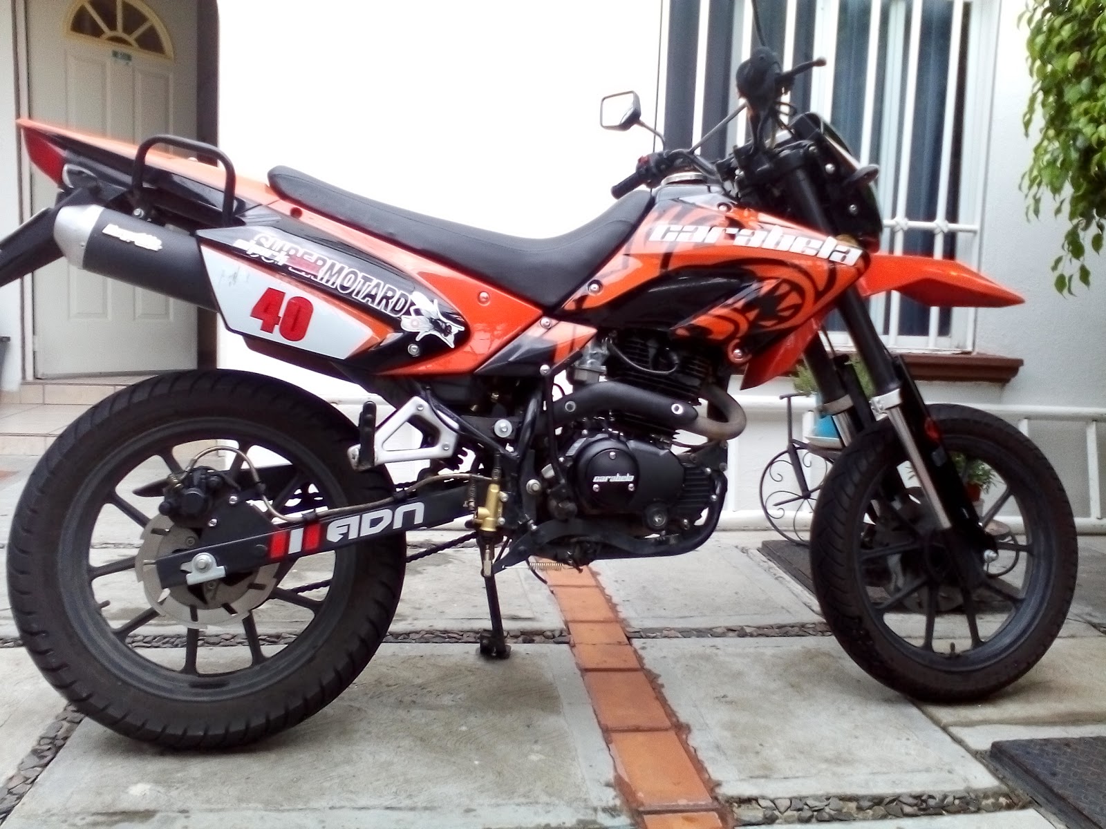 Motocicletas 250cc (Carabela Shark 250)