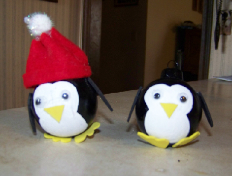 Better Budgeting: Homemade Christmas Ornaments: Penguins